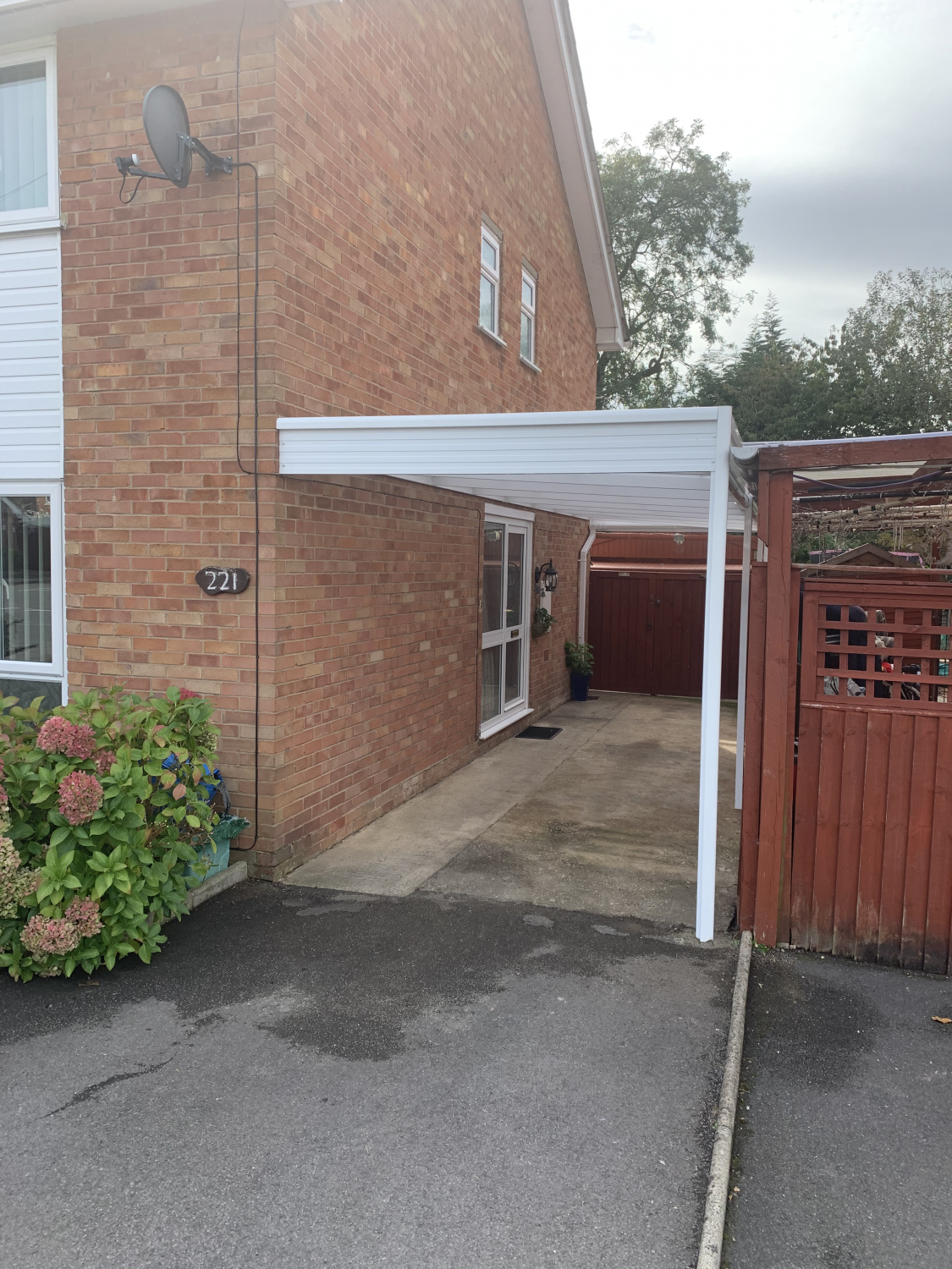 Deluxe Carport | Cheltenham & Gloucester Cladding